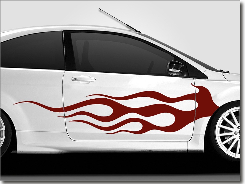 Das Auto mit Flammendekor zum Hingucker werden lassen